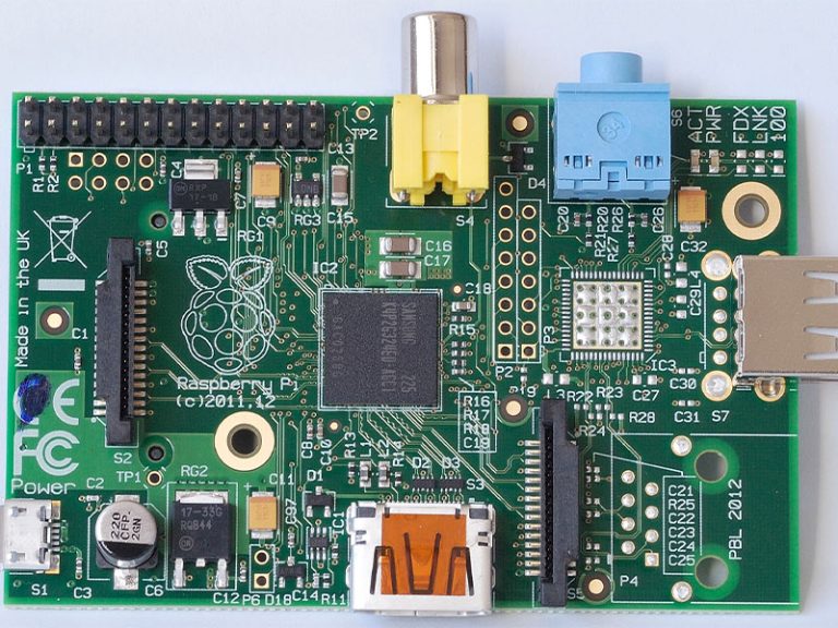 Raspberry Pi Nedir ? Raspberry Pi ile Neler Yapılabilir ? Raspberry Pi ...